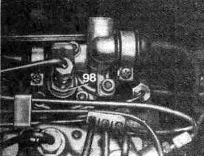 Checking the cold start valve (Mercedes-Benz W126 1979-1991, petrol ...